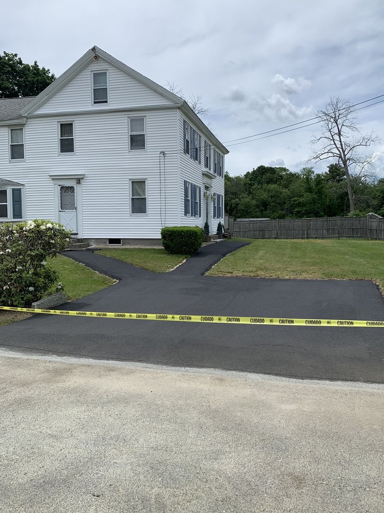 ACTION PAVING - Updated July 2024 - 10 Reviews - 600 Newburyport Tpke ...