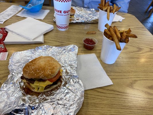 FIVE GUYS - Updated June 2024 - 42 Photos & 87 Reviews - 2601 W Lk Ave ...