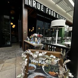 TRUE FOOD KITCHEN - Updated December 2025 - 453 Photos & 667 Reviews ...