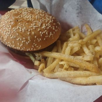 BURGER HOUSE - Updated January 2025 - 69 Photos & 161 Reviews - 14248 ...