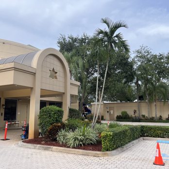 BOCA RATON SYNAGOGUE - Updated December 2025 - 15 Photos - 7900 Montoya ...