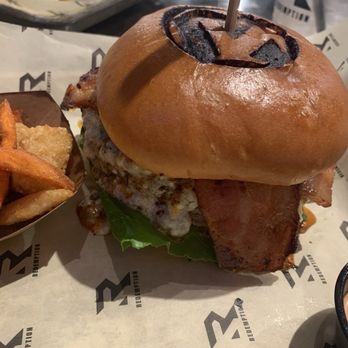 REDEMPTION BAR AND GRILL - Updated December 2025 - 291 Photos & 224 ...