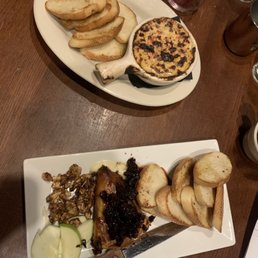 STONE MAD PUB - Updated October 2024 - 192 Photos & 230 Reviews - 1306 ...