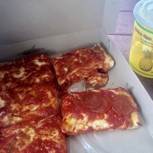 KATE & AL’S PIZZA - 46 Photos & 75 Reviews - 2919 Rte 206, Columbus, NJ ...