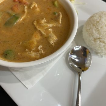 FAMILY THAI RESTAURANT - Updated June 2024 - 58 Photos & 26 Reviews ...