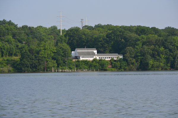 FLYING POINT MARINA - Updated December 2025 - 35 Photos - 324 Flying ...