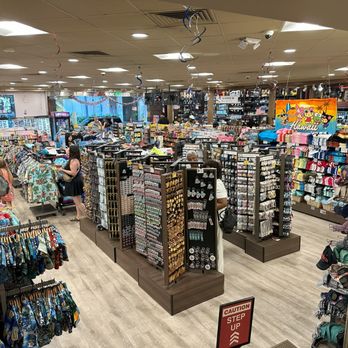 ABC STORES-HONOLULU - Updated December 2025 - 61 Photos & 30 Reviews ...