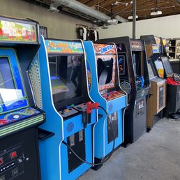 EIGHTYTWO - Updated September 2025 - 1480 Photos & 1719 Reviews - 707 E ...