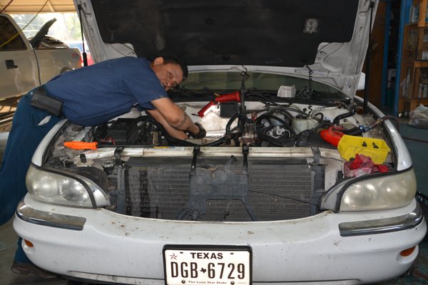 ANGELS AUTO REPAIR & BODY SHOP - Updated September 2025 - 5067 River ...