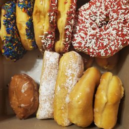 BIAGIO’S DONUT SHOP & PIZZERIA - Updated July 2025 - 107 Photos & 345 ...