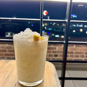 PERCHERON ROOFTOP BAR - 140 Photos & 96 Reviews - 2101 Central St ...