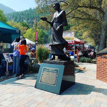 CANDY DANCE - Updated September 2025 - 149 Photos & 22 Reviews - Genoa ...