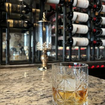 UNIT B EATERY + SPIRITS - Updated April 2025 - 509 Photos & 200 Reviews ...