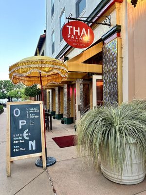 THAI PALACE RESTAURANT - Updated December 2025 - 363 Photos & 462 ...