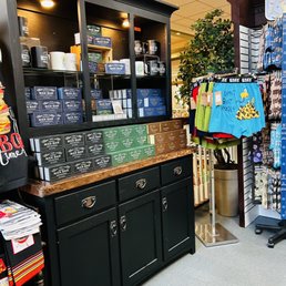 DER DUTCHMAN - Updated July 2025 - 688 Photos & 685 Reviews - 3713 ...