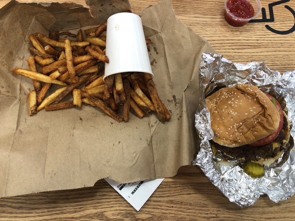 FIVE GUYS - Updated June 2024 - 189 Photos & 174 Reviews - 253 W 42nd ...