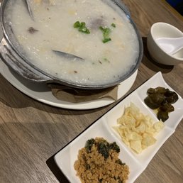 CONGEE QUEEN - 202 Photos & 62 Reviews - 1911 Dundas Street E ...