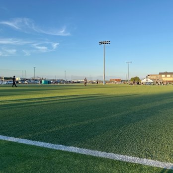 SILVERLAKES SPORTS COMPLEX - Updated July 2025 - 47 Photos & 50 Reviews ...