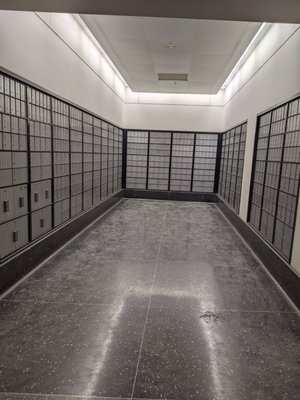 USPS - Updated February 2026 - 116 Photos & 151 Reviews - 433 W ...