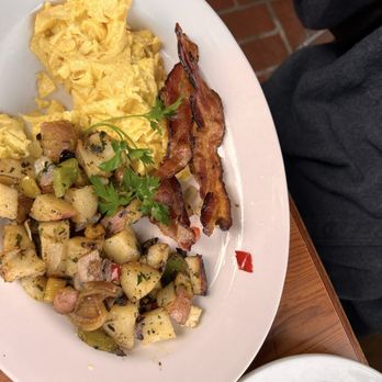 WAVE STREET CAFÉ - Updated August 2024 - 1284 Photos & 1061 Reviews ...