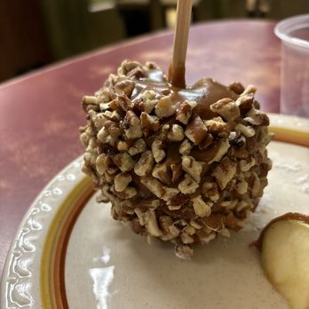 PARROT CONFECTIONERY STORE - Updated December 2025 - 68 Photos & 74 ...