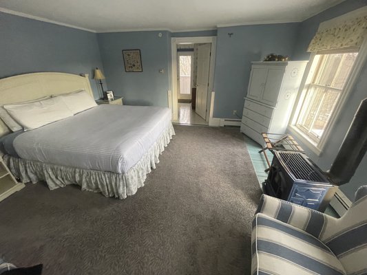 MAPLE HILL FARM INN & CONFERENCE CENTER - Updated July 2024 - 80 Photos ...