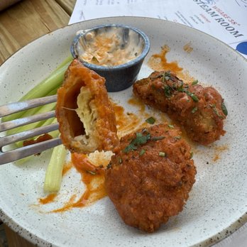 WHARF 38 - Updated February 2025 - 54 Photos & 21 Reviews - 479 Deale ...