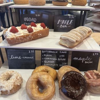 DUTCH MONKEY DOUGHNUTS - Updated April 2025 - 334 Photos & 434 Reviews ...