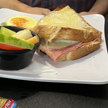 JESTER’S CAFÉ - Updated November 2024 - 178 Photos & 210 Reviews - 607 ...