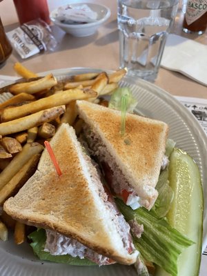 HOMESTEAD RESTAURANT - 50 Photos & 53 Reviews - 750 S County Trl ...