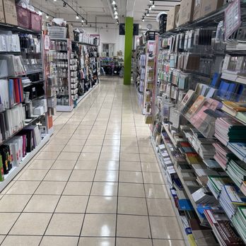 DAISO - Updated December 2025 - 905 Photos & 592 Reviews - 22 Peace Plz ...