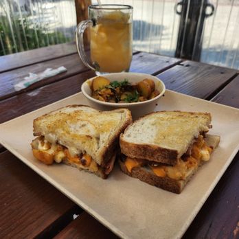 THE BINE BEER & FOOD - Updated November 2024 - 386 Photos & 448 Reviews ...