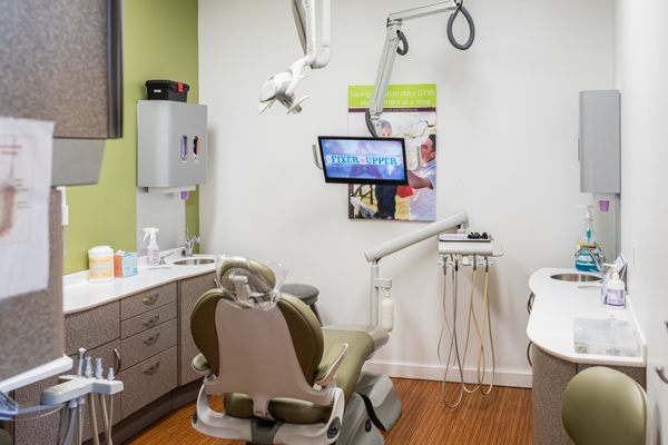 SMILEBUILDERZ-EPHRATA - Updated October 2025 - 12 Photos - 893 E Main ...