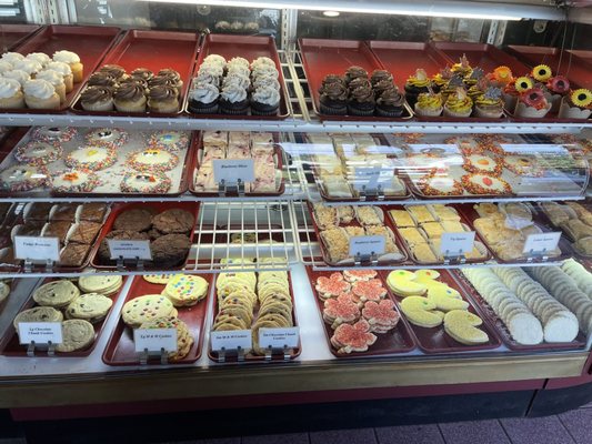 VIENNA BAKERY - Updated October 2025 - 27 Photos & 66 Reviews - 110 ...