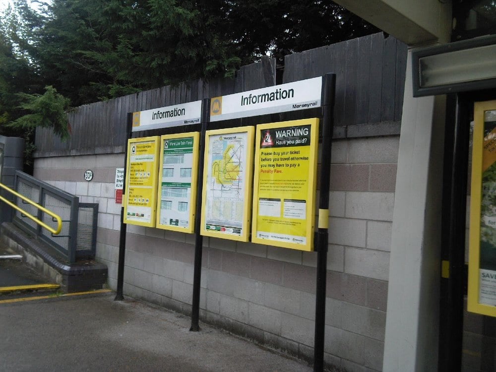 EASTHAM RAKE STATION - Eastham, Merseyside, United Kingdom - Public ...