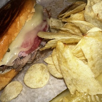 RED MULE PUB - Updated December 2025 - 60 Photos & 124 Reviews - 1208 S ...