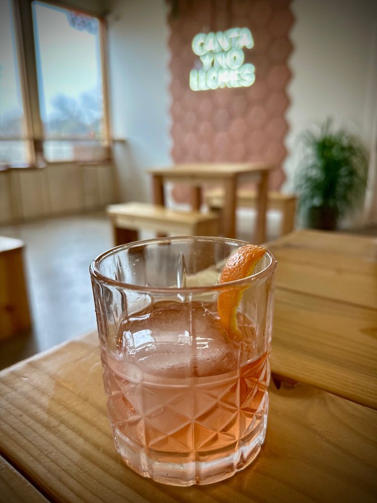 LULU’S - Updated October 2024 - 59 Photos & 36 Reviews - 10402 Menchaca ...