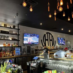 HAPPIEST HOUR - Updated January 2026 - 1278 Photos & 1125 Reviews ...