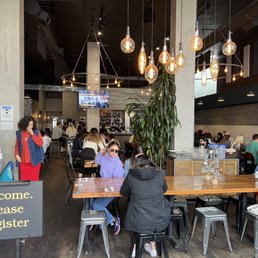 BERKELEY SOCIAL CLUB - Updated December 2025 - 5810 Photos & 2442 ...