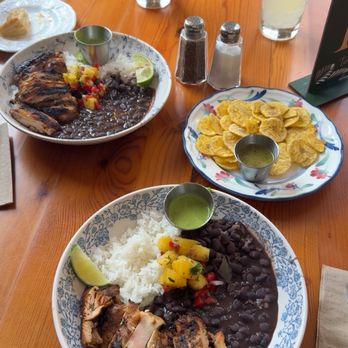 MI LUNA CUBAN CAFE - Updated July 2025 - 38 Photos & 36 Reviews - 1023 ...