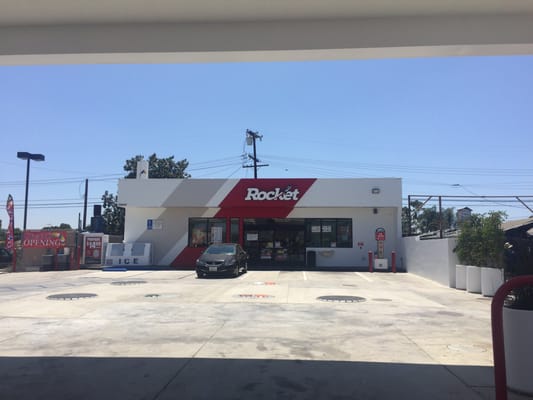 UNITED PACIFIC ROCKET FUEL - Updated December 2025 - 11 Photos - 13444 Telegraph Rd, Whittier ...