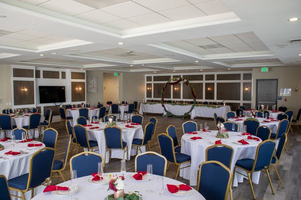 THE TOP OF THE HUB - Updated December 2025 - 31 Photos - 700 Wilshire ...