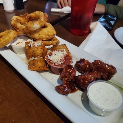 THE ROOST BAR & GRILL - 26 Reviews - 4216 S Cox Rd, Springfield ...