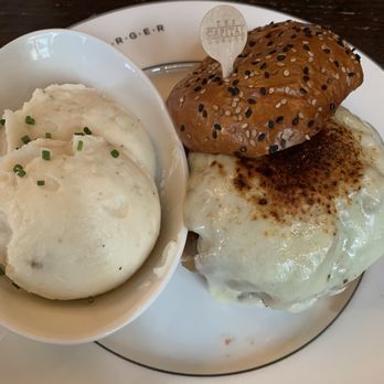 THE CAPITAL BURGER - Updated November 2025 - 288 Photos & 186 Reviews ...