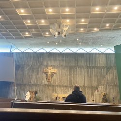 NEWMAN HALL-HOLY SPIRIT PARISH - 43 Photos & 30 Reviews - 2700 Dwight ...