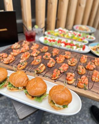 TAPS PUBLIC HOUSE - Updated December 2025 - 98 Photos & 43 Reviews ...