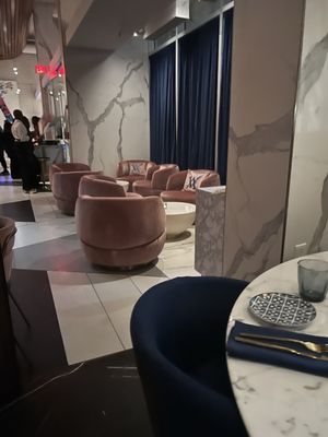 AVANA - Updated July 2025 - 92 Photos & 35 Reviews - 2200 Benjamin ...