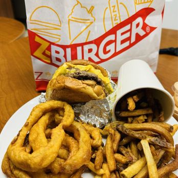 Z-BURGER - Updated October 2025 - 34 Photos & 37 Reviews - 10606 ...