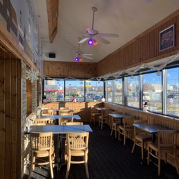 FINAL APPROACH - Updated July 2025 - 208 Photos & 219 Reviews - 4959 S ...