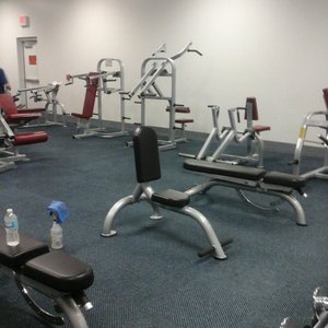 CRUNCH FITNESS - TOLEDO - Updated October 2025 - 30 Photos & 14 Reviews ...